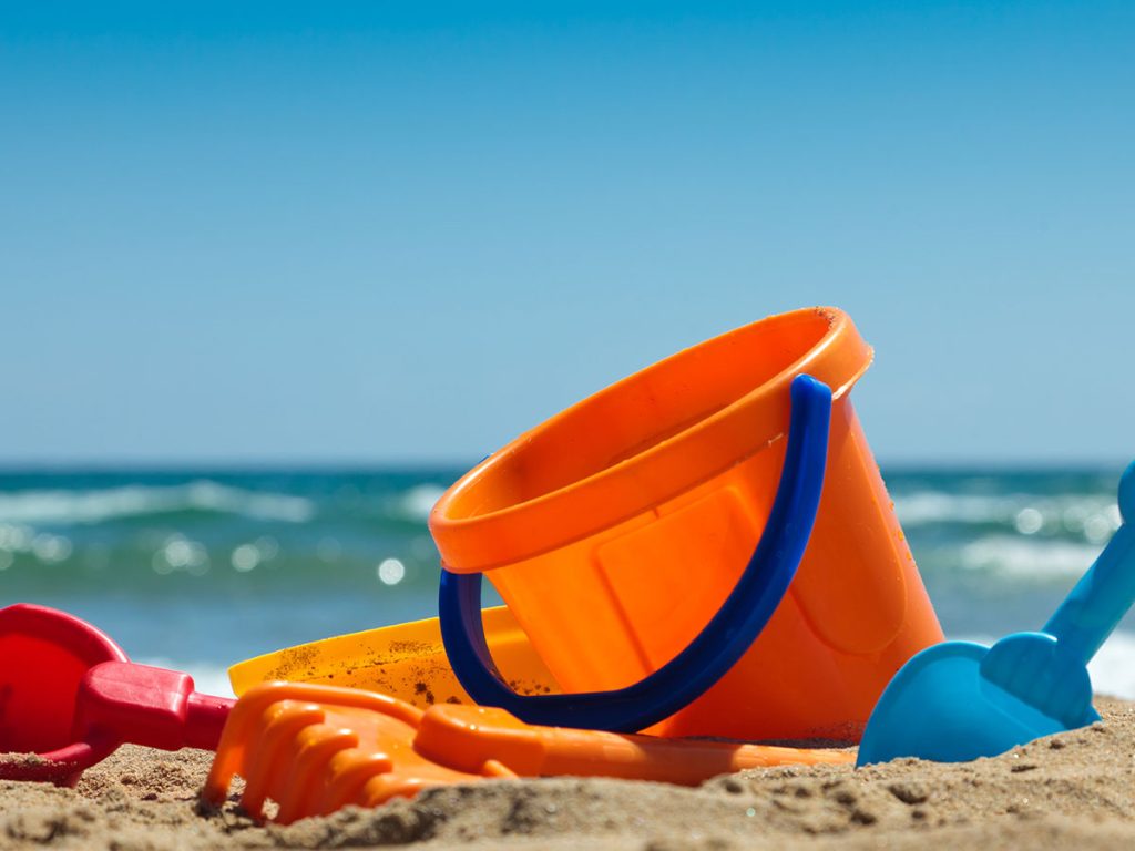 3 Fun Beach Games for Families - Ocean Landing Resort and Racquet Club